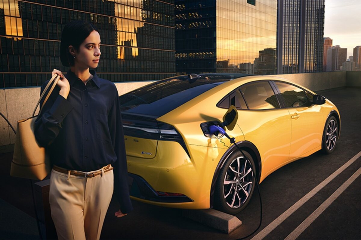 新型プリウスPHVの燃費性能は？ライバル車(PHEV)との性能を徹底比較 – CABABA - 自動車フリマ（車の個人売買）。カババ