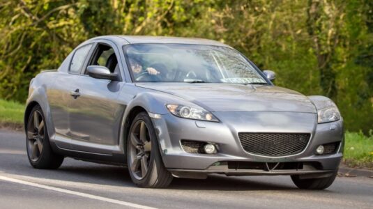 マツダ・RX-8の燃費はどのくらい？実燃費や向上させる方法など – CABABA - 自動車フリマ（車の個人売買）。カババ
