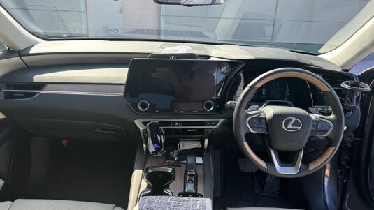 レクサスNXとRXを比較！サイズ感や燃費の違いも紹介 – CABABA - 自動車フリマ（車の個人売買）。カババ